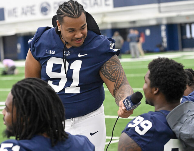 J-Thomas gesture honors parents | News, Sports, Jobs - Altoona Mirror